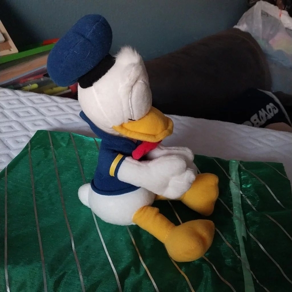 Toys | Disney Donald Duck Sleeping With Hands Stuck Together Plush ...